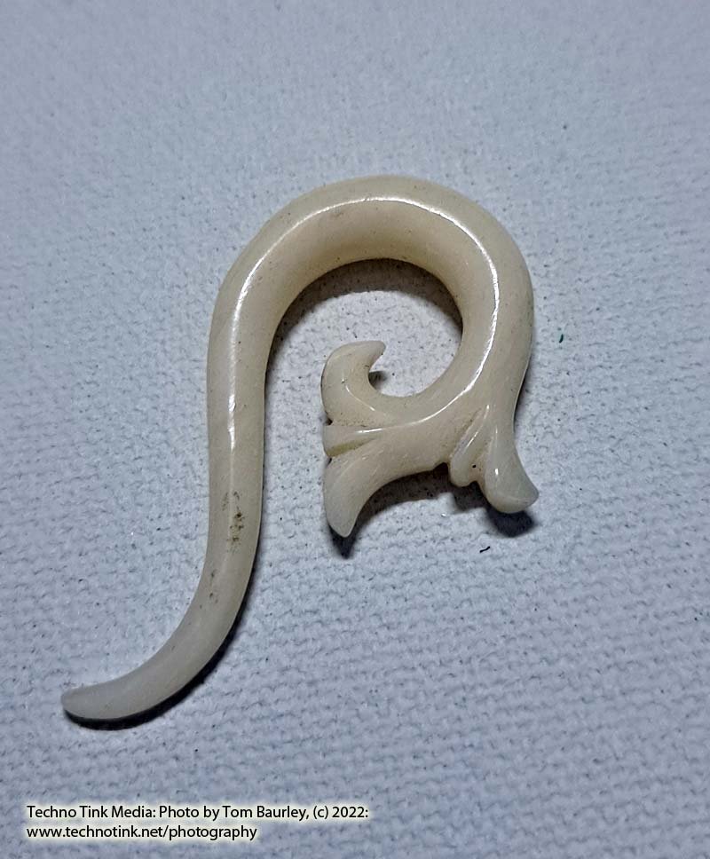 Single Small Floral Hook Bone Plug/Earring - The Naiads Well